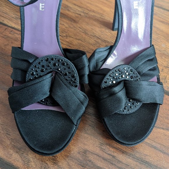 Lerre | Shoes | Lerre Di Napoli Satin And Crystal Platform Heels | Poshmark